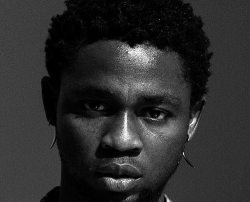 Omah Lay's "Boy Alone" Deluxe Surpasses 400 Million Spotify Streams ...