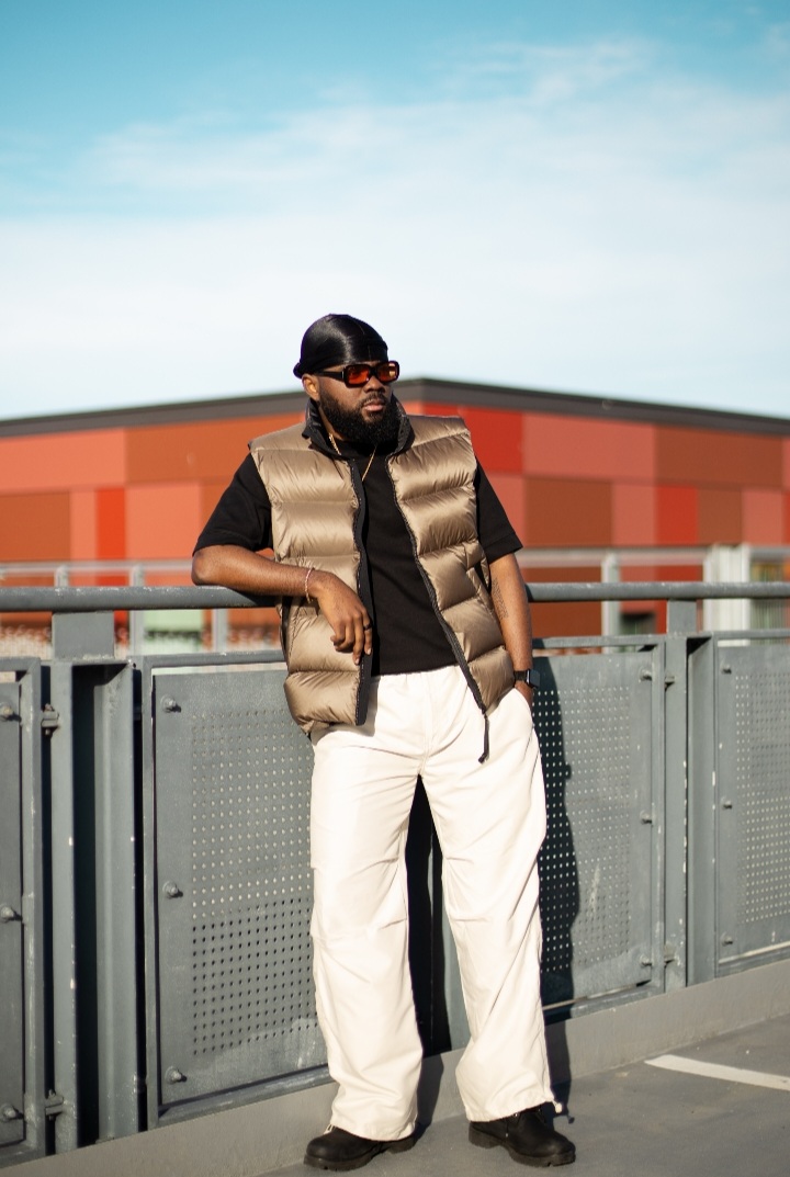 On 'ÓMÀSHE', Femi JR Is An Unhinged Force of Nature [Review]