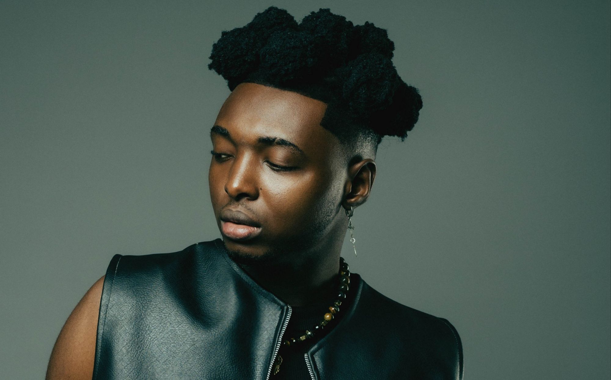 Graham BMG Returms With Singles Pack "Oliver Twist/Sade" Here | Album Talks